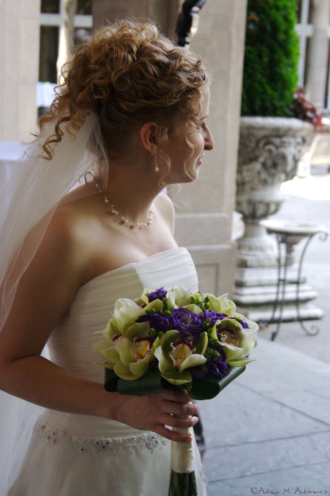 Smooching – Never Had To Fight